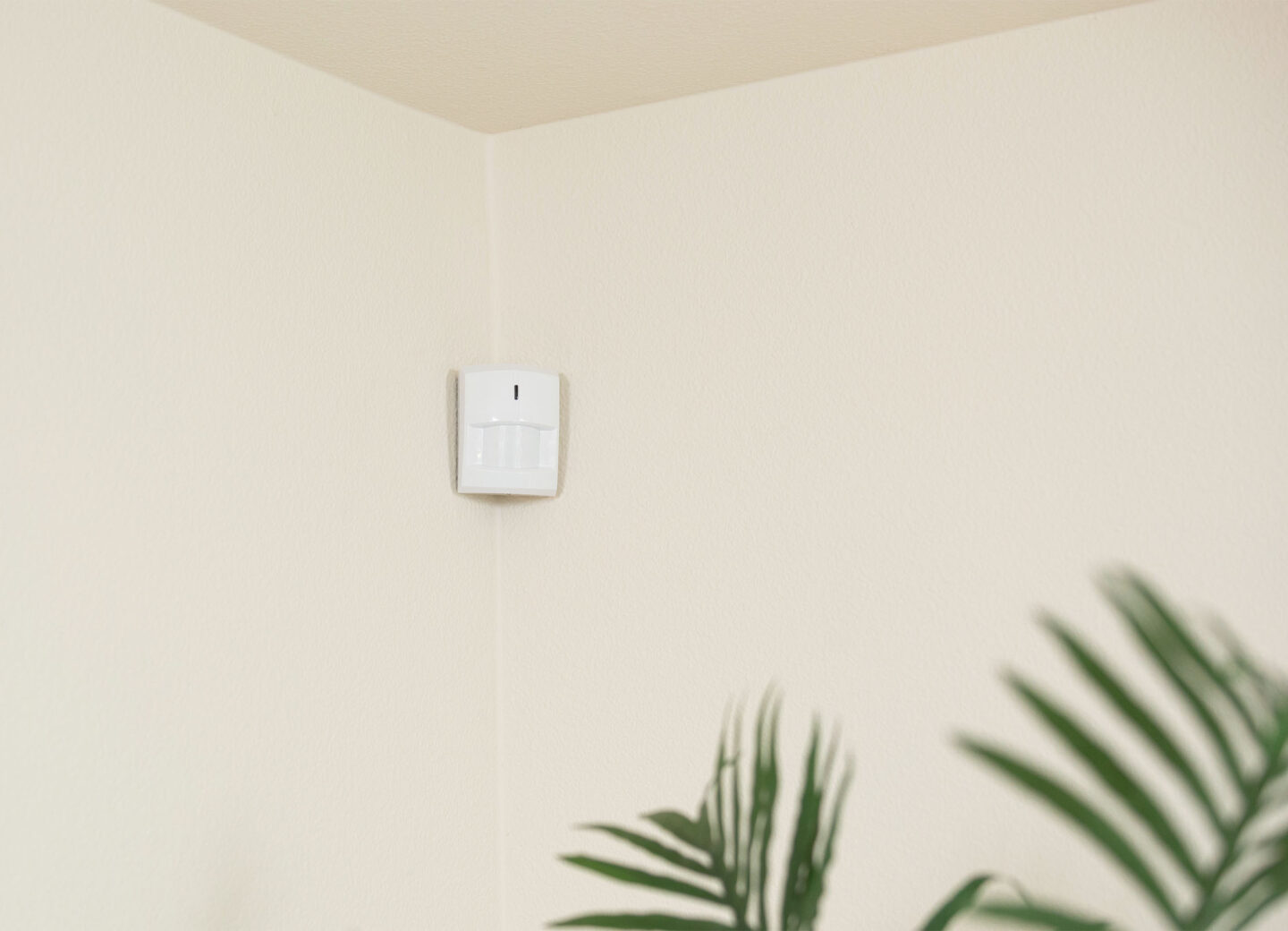 Smart Security Kit | Abode - DIY Wireless Home Security Alarm